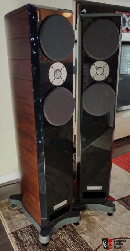 Usher Dancer Mini-2 Diamond DMD Towers with BE-616-D Centre channel For ...