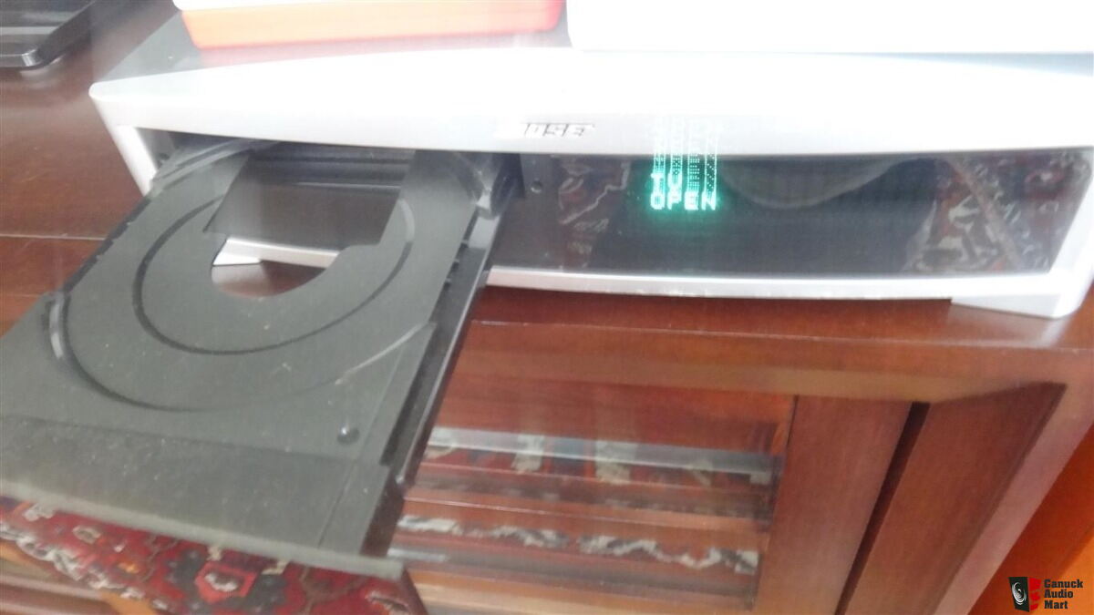 Bose AV3-2-1 II DVD/CD Player Media Center Photo #2090958 - UK Audio Mart