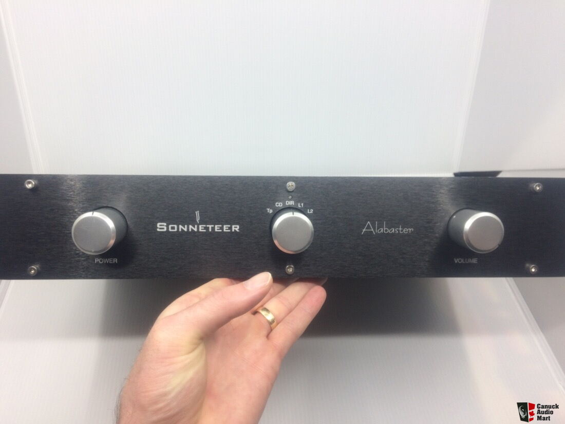 Sonneteer Alabaster Integrated Amp & Bronte CD player Photo #2100898 ...