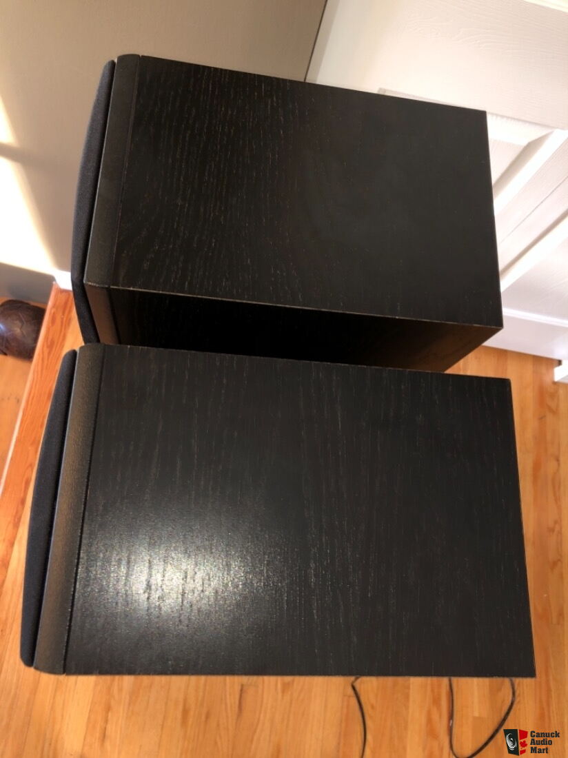 Near Mint POLK AUDIO RT1000i 65lbs each with Powered 6.5" Subwoofers ...