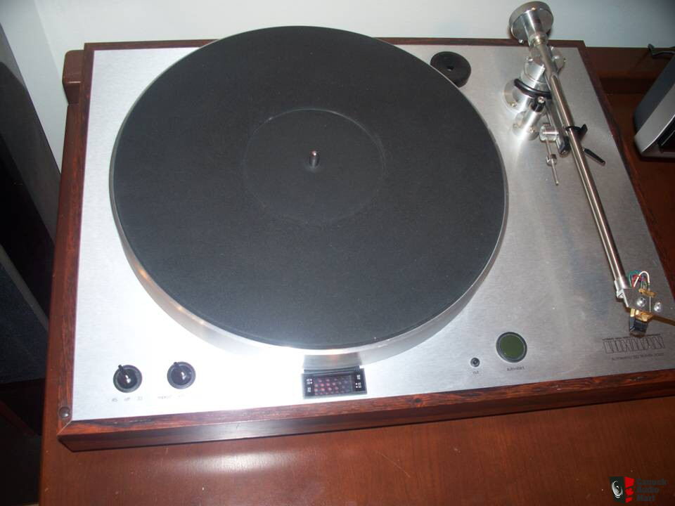 LUXMAN PD 277 (turntable) Photo #211758 - Canuck Audio Mart
