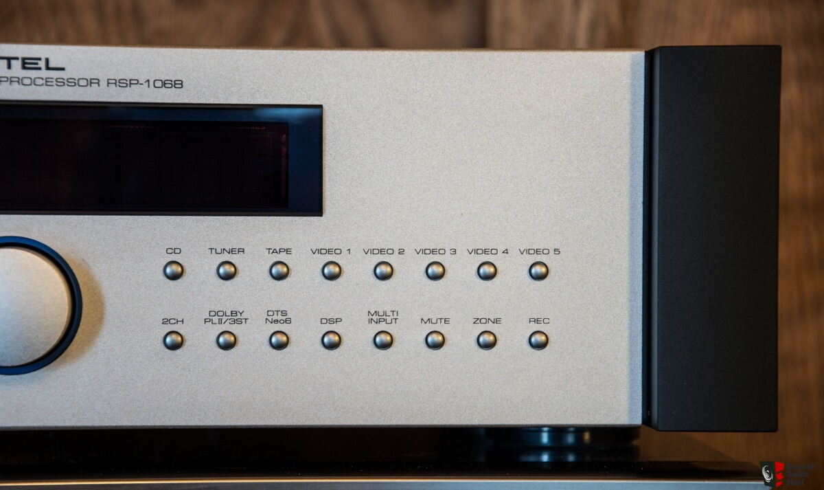 Rotel RSP 1068 Surround sound processor Photo #2137079 - US Audio Mart