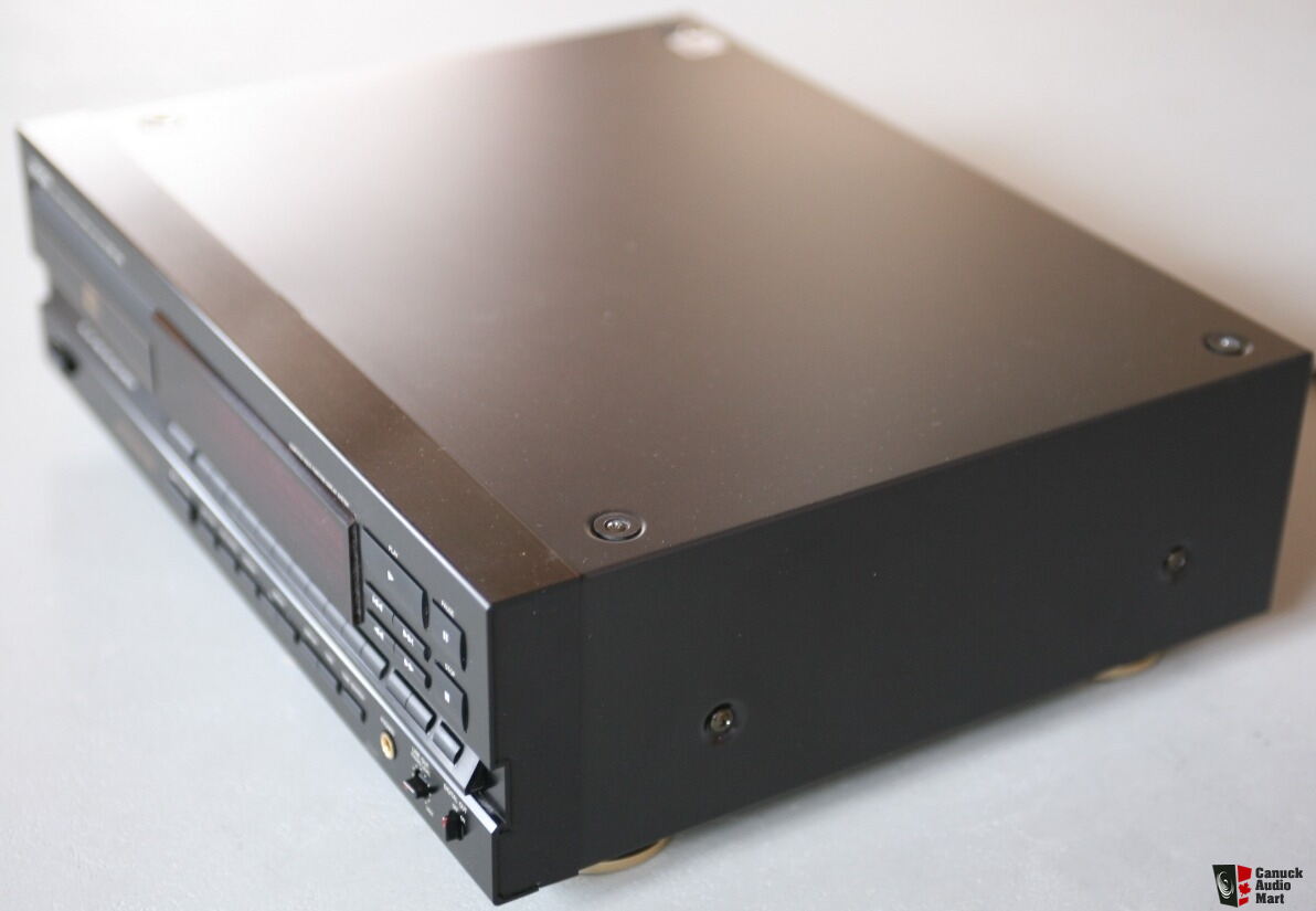 Denon DCD-1560 Photo #2146854 - Canuck Audio Mart