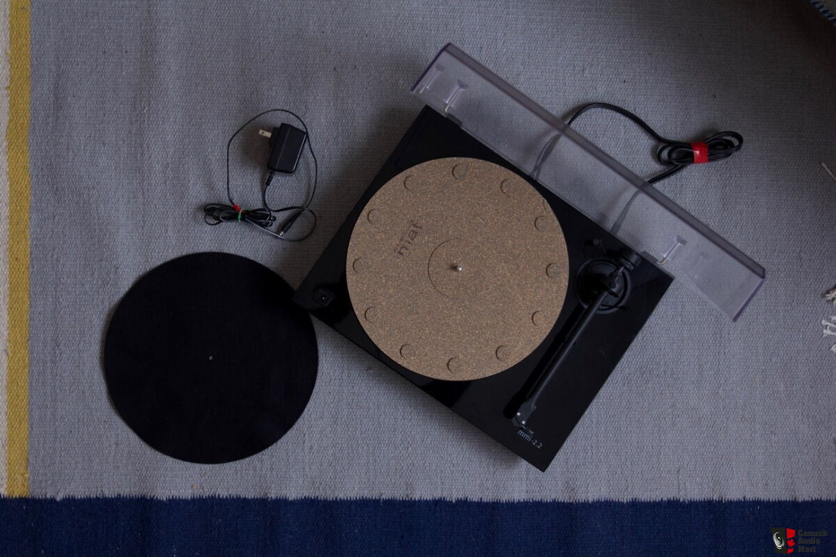 Music Hall mmf-2.2 Turntable Photo #2154887 - Canuck Audio Mart