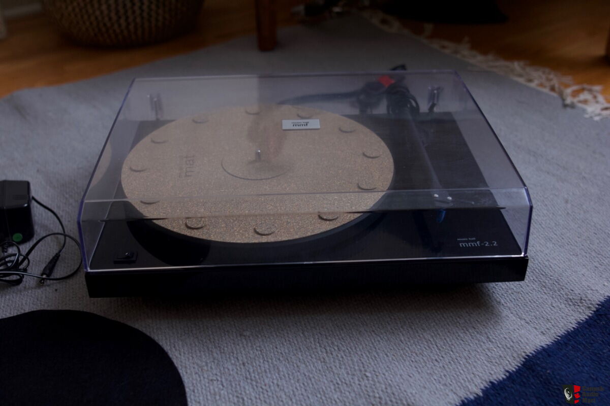 Music Hall mmf-2.2 Turntable Photo #2154893 - Canuck Audio Mart