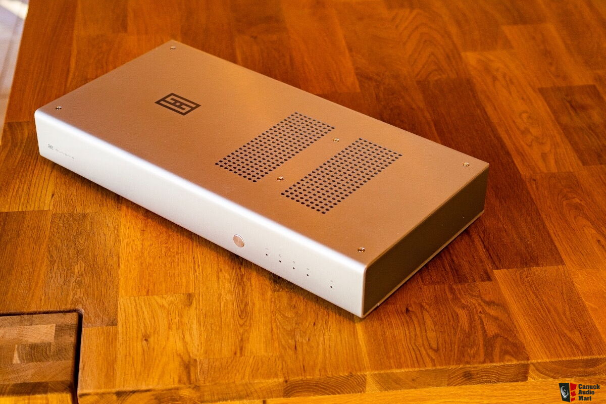 Schiit Gungnir Multibit DAC With Gen 5 USB Pending Martin Photo Schiit Gungnir Multibit DAC With Gen 5 USB Pending Martin Photo