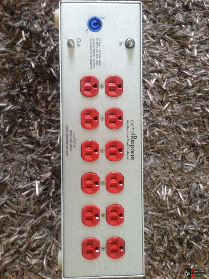 Audience Adept Response AR12 Power Conditioner with PowerChord Photo ...