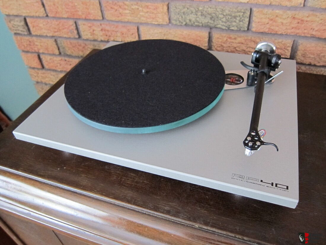 Rega - RP40 Limited Edition Turntable Photo #2190075 - UK Audio Mart