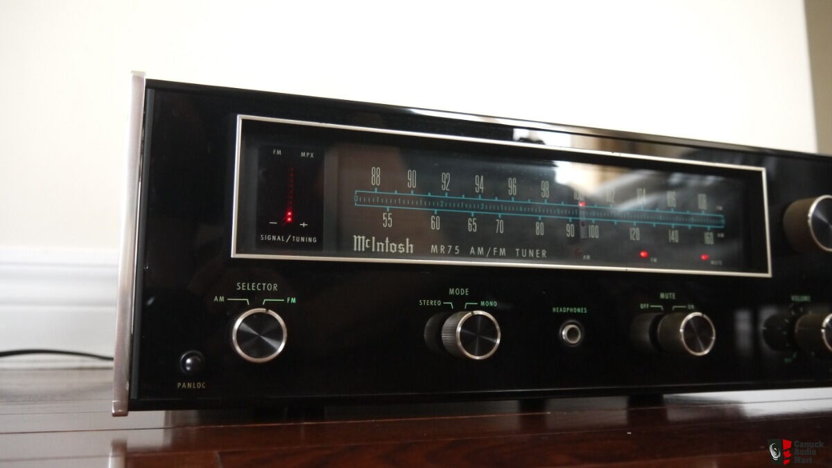 McIntosh MR 75 Analogue Tuner Photo #2217998 - Canuck Audio Mart