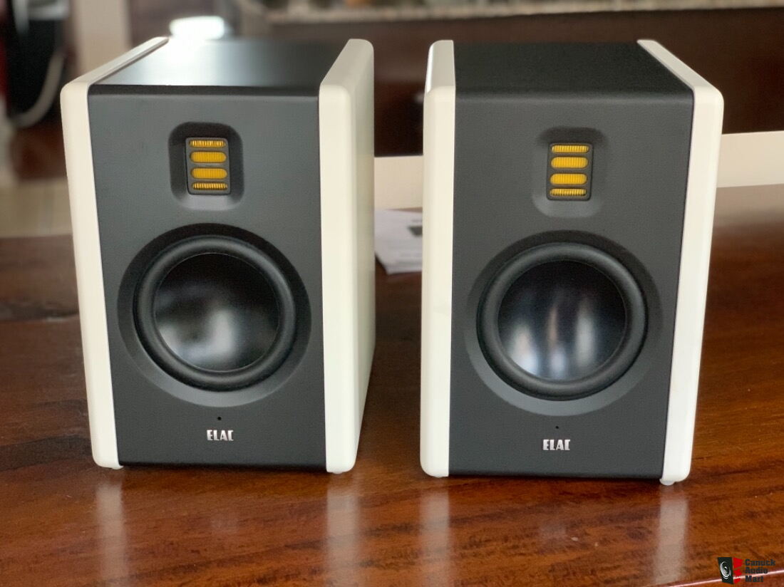 Elac AM200 Active Bookshelf Speakers Photo #2225934 - Canuck Audio Mart