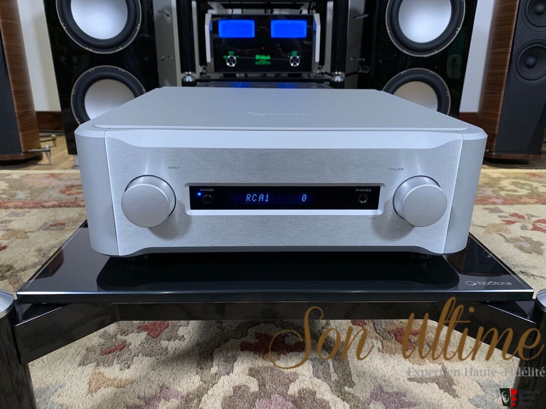 Esoteric I-03 Silver (Used) Photo #2227432 - Canuck Audio Mart