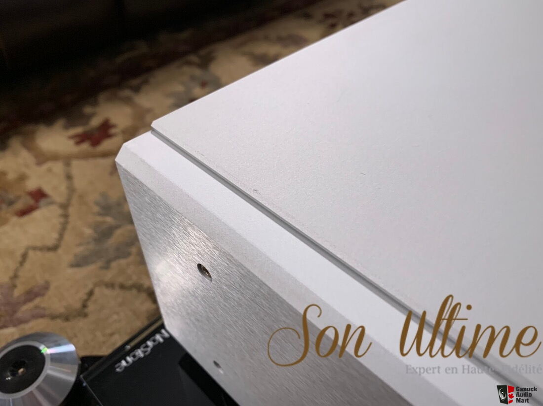 Esoteric I-03 Silver (Used) Photo #2227430 - Canuck Audio Mart