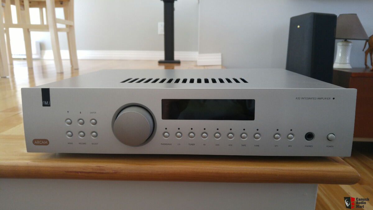 Arcam FMJ A32 (silver) Photo #2236460 - UK Audio Mart