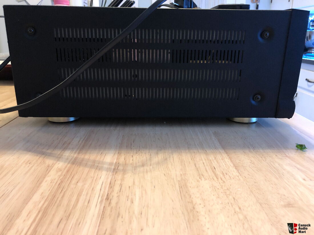 harman kardon AVR 300 - DTS/DD, great condition with original remote ...