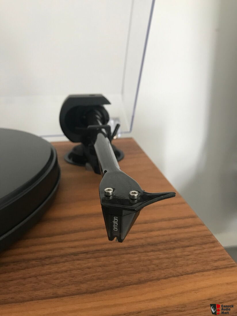 Pro-Ject 2-Xperience SB Turntable Photo #2238226 - Canuck Audio Mart