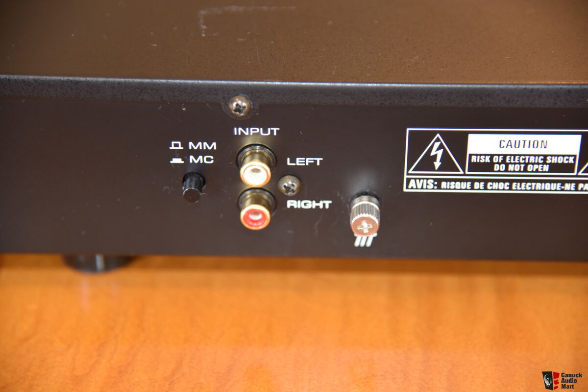 Rotel RQ 970 BX Phono Stage MM and MC Photo #2248122 - Canuck Audio Mart