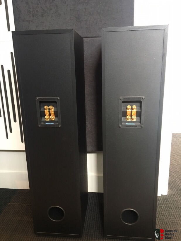 Monitor audio 202 - black Photo #2260196 - Canuck Audio Mart