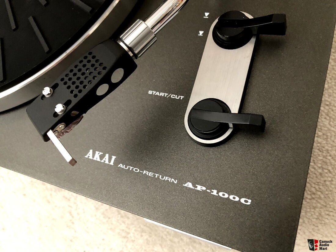 Akai AP-100C Belt Drive Turntable in Black - Excellent Condition Photo ...