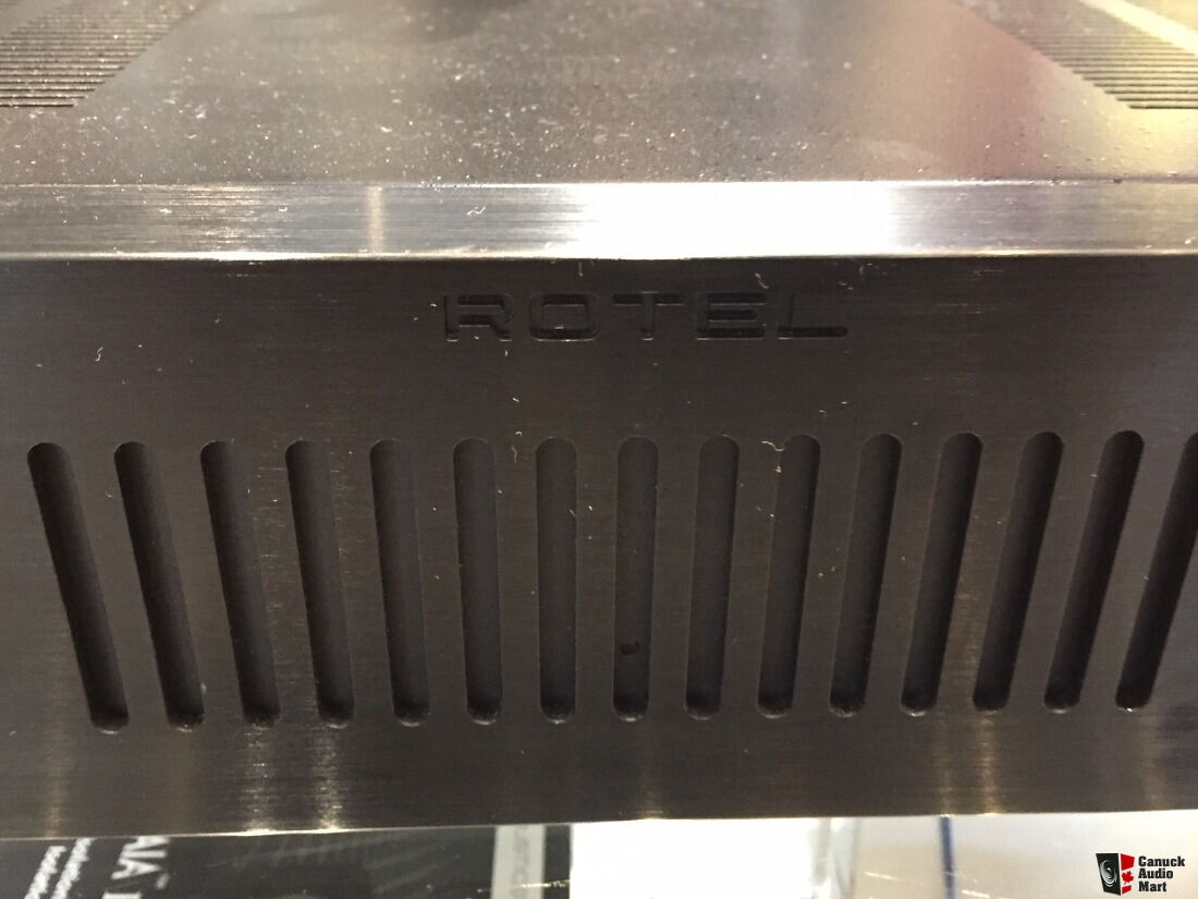 Rotel RB-1572 Amplifier Photo #2267725 - Canuck Audio Mart