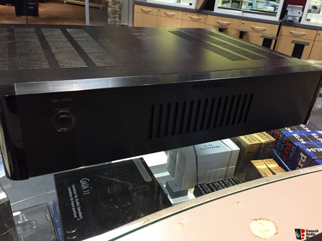 Rotel RB-1572 Amplifier Photo #2267723 - Canuck Audio Mart