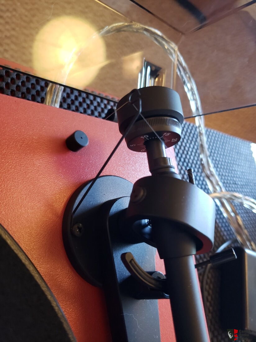 Project Essential 2 Turntable Photo #2279258 - Canuck Audio Mart