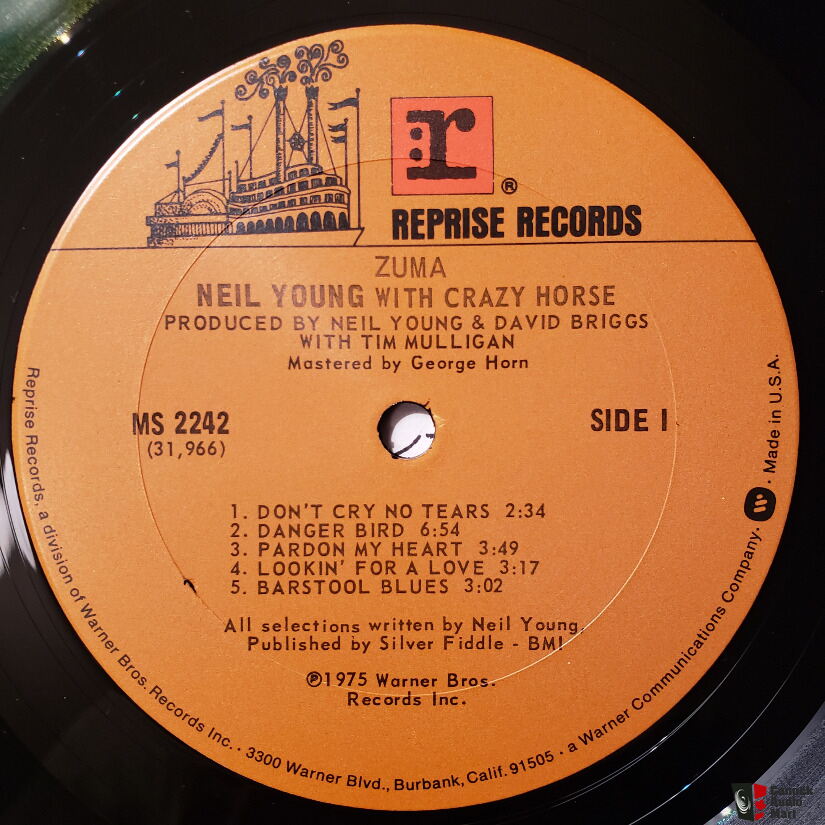 Neil Young vinyl collection Photo #2306121 - UK Audio Mart