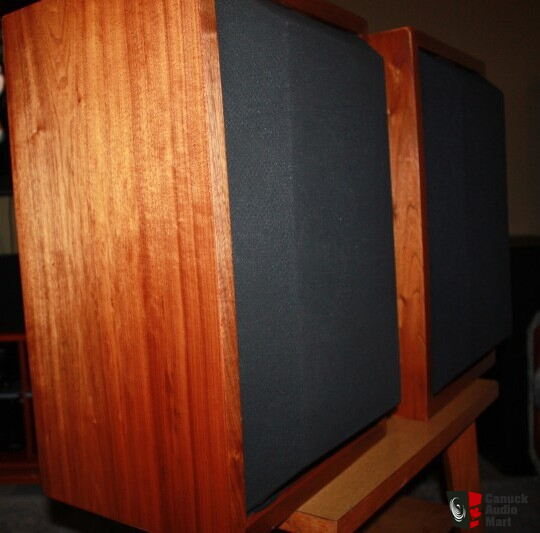 DESIGN ACOUSTIC D6 Photo #230768 - Canuck Audio Mart