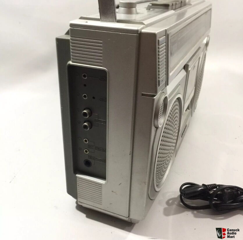 Rare Sanyo M-9924 Am/Fm boombox cassette radio Photo #2311929 - US ...