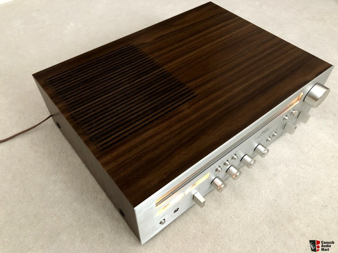 Akai Stereo Receiver AA-1040 in Excellent Condition with User's Manual ...