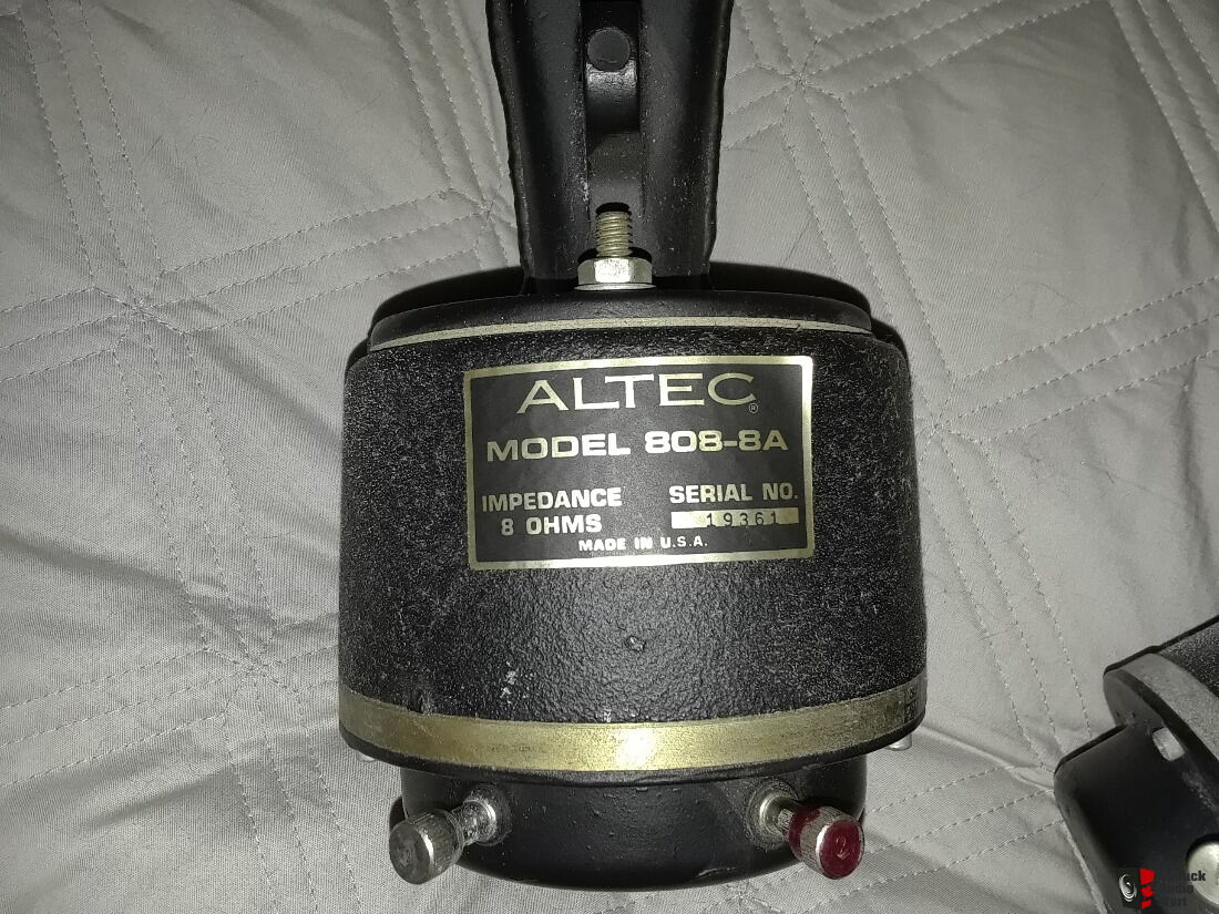 Altec driver and horn Photo #2315237 - US Audio Mart