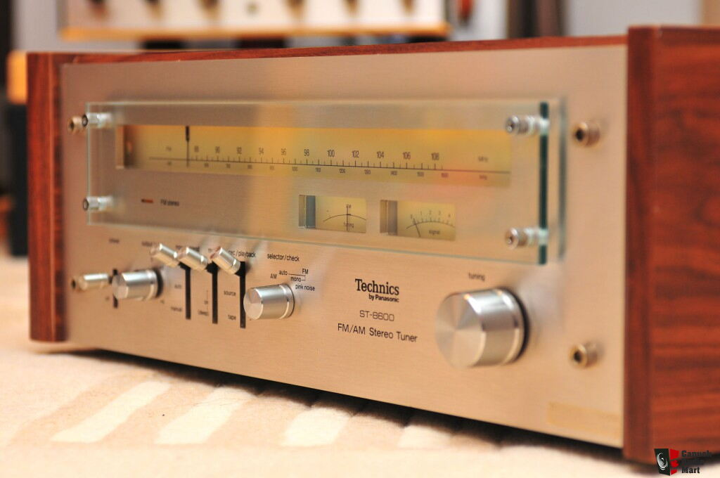 Technics ST-8600 Tuner. Extremely Nice Classic! Photo #232357 - Canuck ...