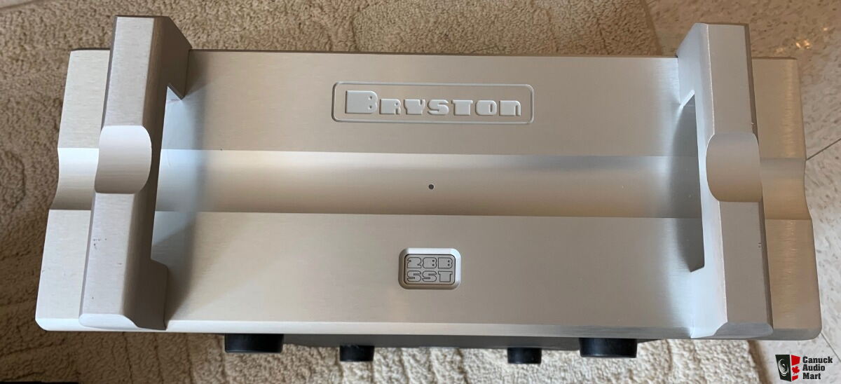 Bryston 28B (pair) Solid State amplfier, one kilo watts each Photo ...