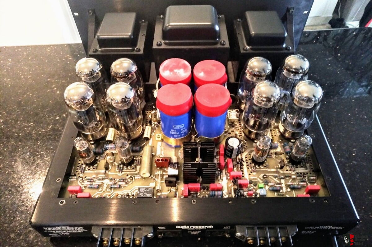 Audio Research V70 Hybrid Audio Amplifier Photo #2334439 - US Audio Mart