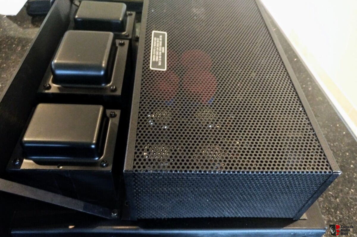 Audio Research V70 Hybrid Audio Amplifier Photo #2334439 - US Audio Mart