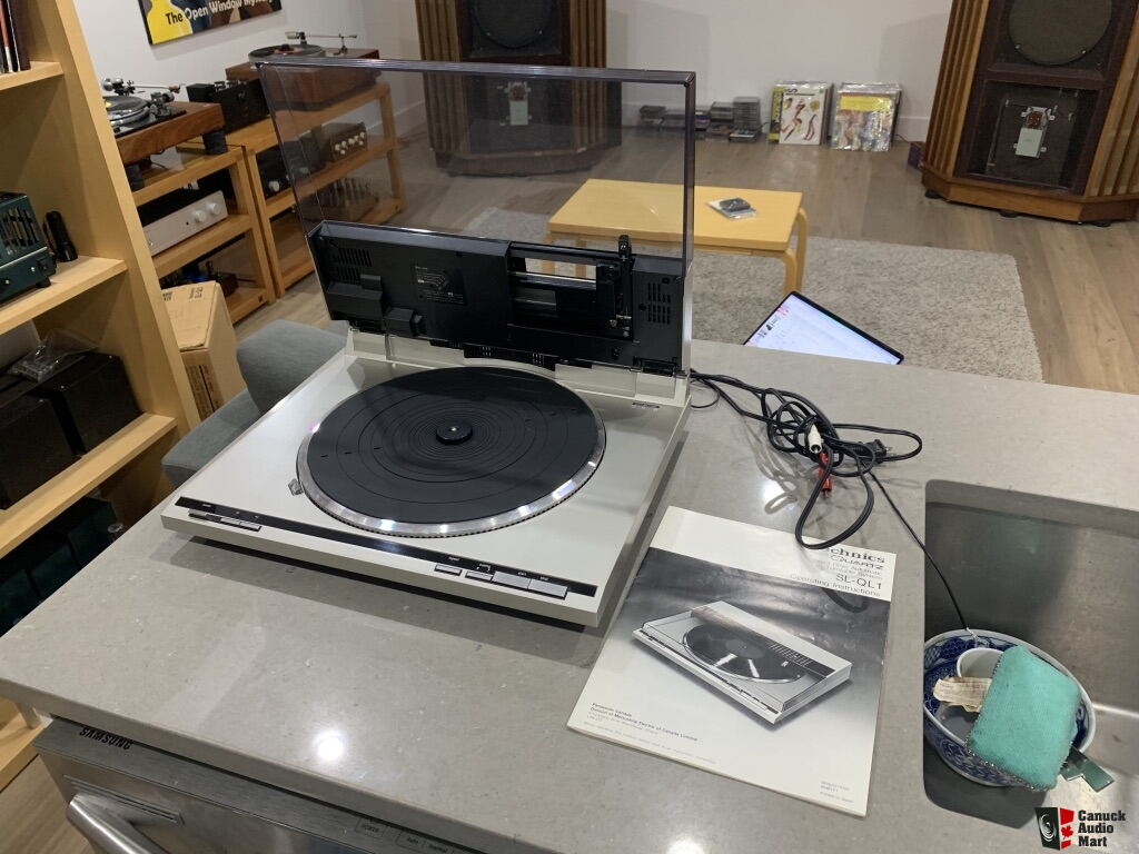 Technics SL-QL1 turntable, original box, manual, excellent condition ...