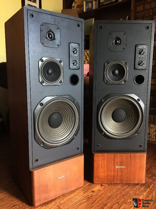 Realistic- Optimus T-120 Speakers Photo #2353665 - Canuck Audio Mart