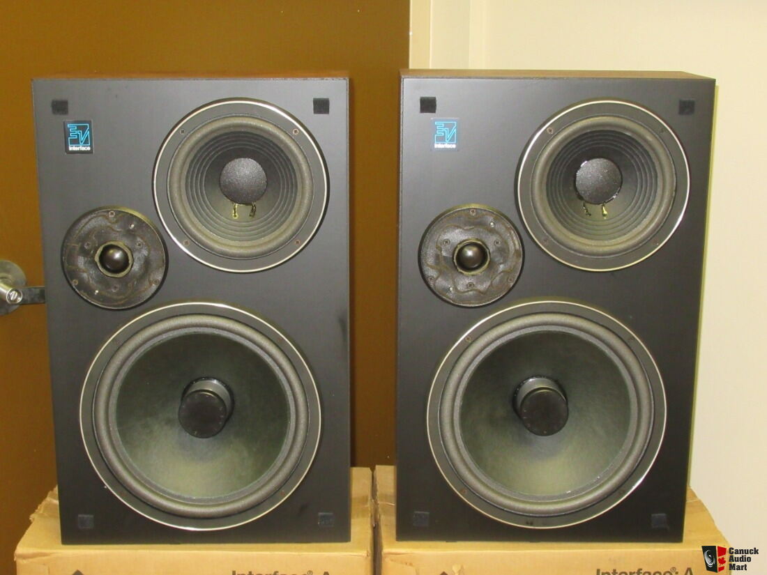 Electro Voice EV Interface A Series III Pair of Speaker Photo #2356986 ...