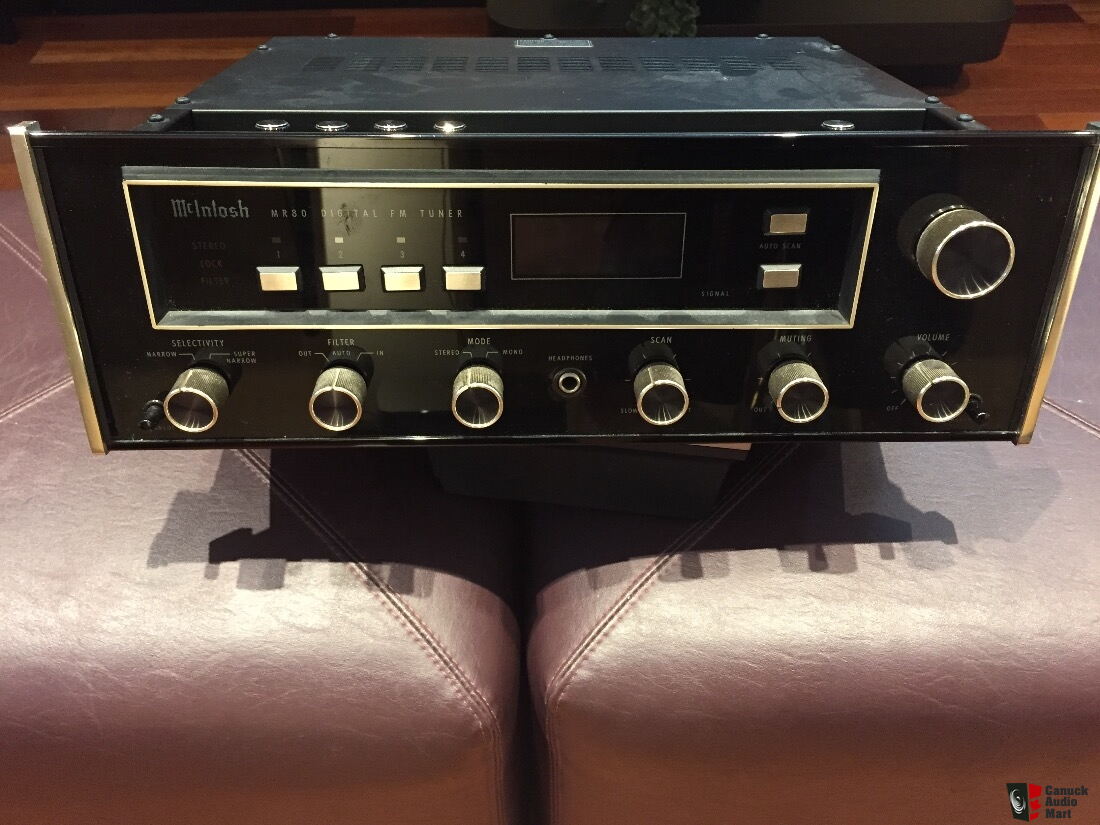 McIntosh MR80 FM Tuner Photo #2359219 - UK Audio Mart