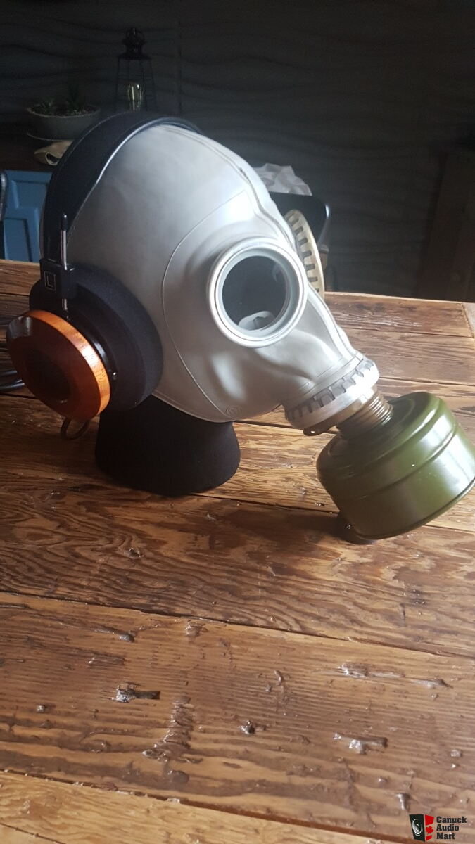Headphones display Genuine Soviet gas mask Photo #2360533 - Canuck ...