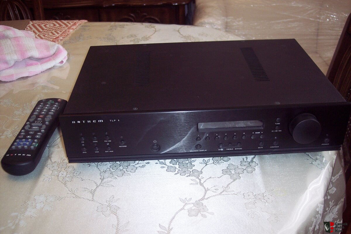 Anthem TLP 1 preamp with remote Black color For Sale - Canuck Audio Mart