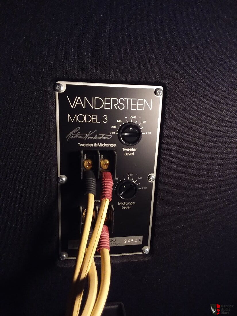 Vandersteen 3A Signature- RARE Photo #2407156 - Canuck Audio Mart