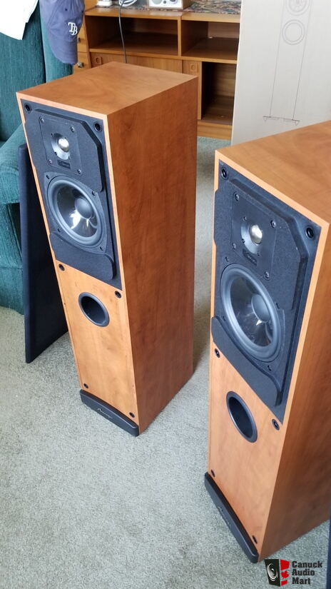 Mirage M390is - Cherry Finish - Special Edition - SEE PIX Photo ...