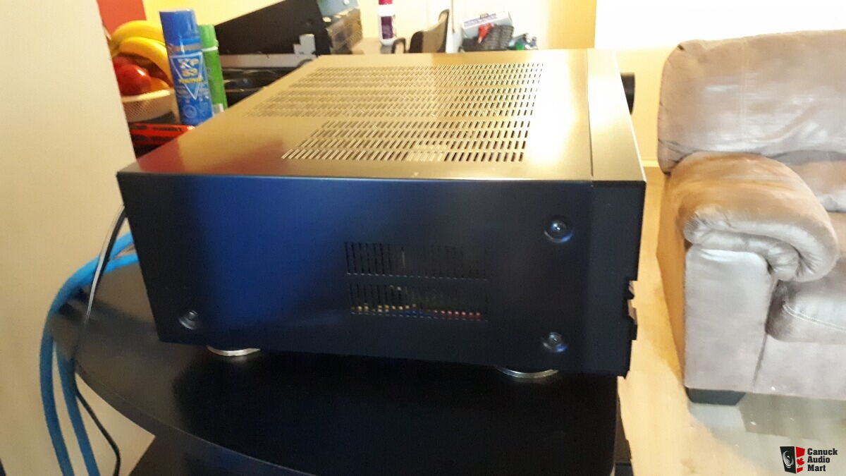 Denon AVC-2000 Photo #2411735 - Canuck Audio Mart