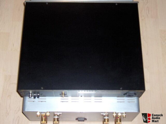 ROKSAN KANDY KT-1 TUNER Photo #24163 - US Audio Mart