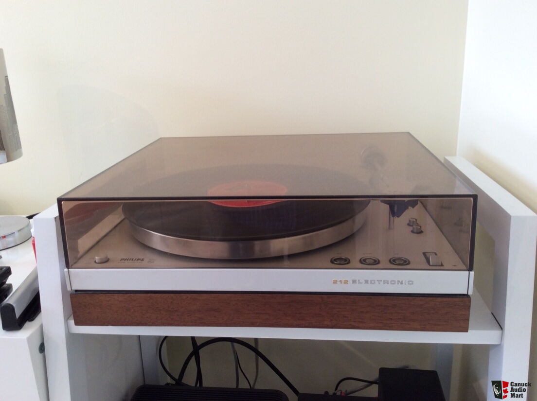 Philips GA 212 Electronic Turntable Photo #2437752 - UK Audio Mart