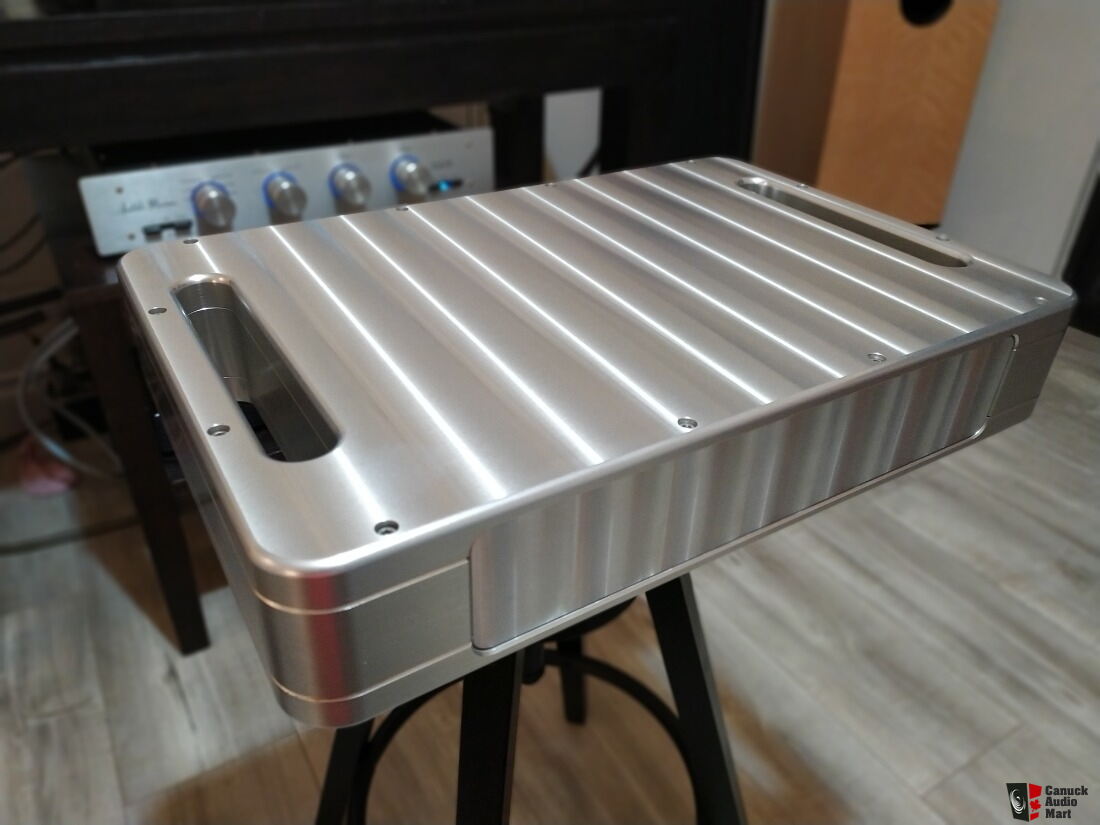 Power amp JEFF ROWLAND Model 10 Photo #2438667 - UK Audio Mart