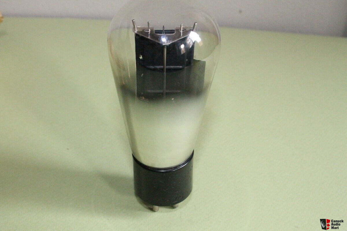 Rogers 245 globe tube manufactured by Rogers Radio Toronto Photo ...