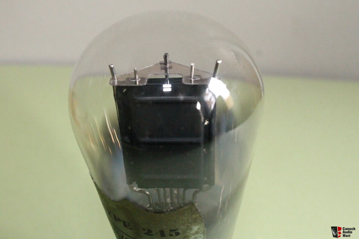 Rogers 245 globe tube manufactured by Rogers Radio Toronto Photo ...