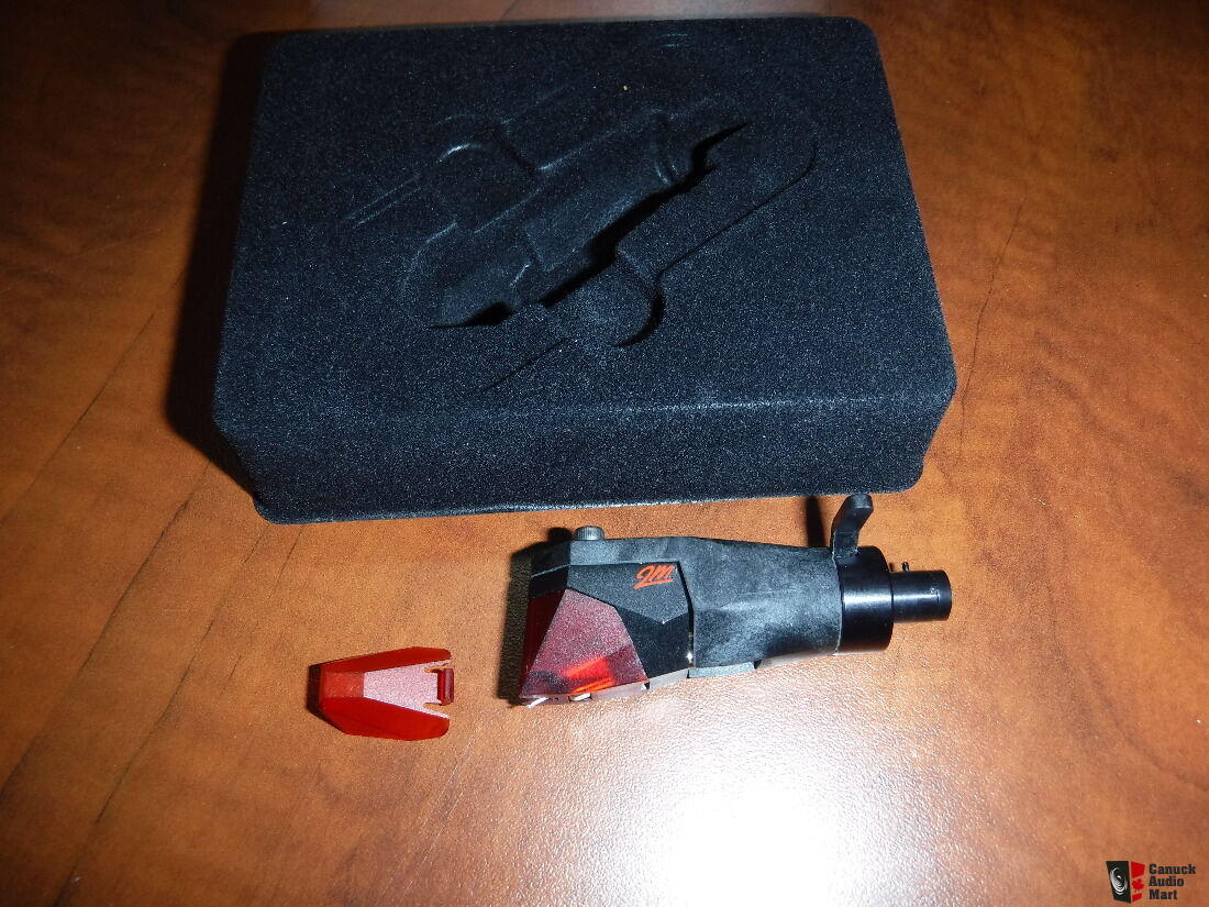 Ortofon 2M RED PLUG+PLAY cartridge Photo #2444514 - Canuck Audio Mart