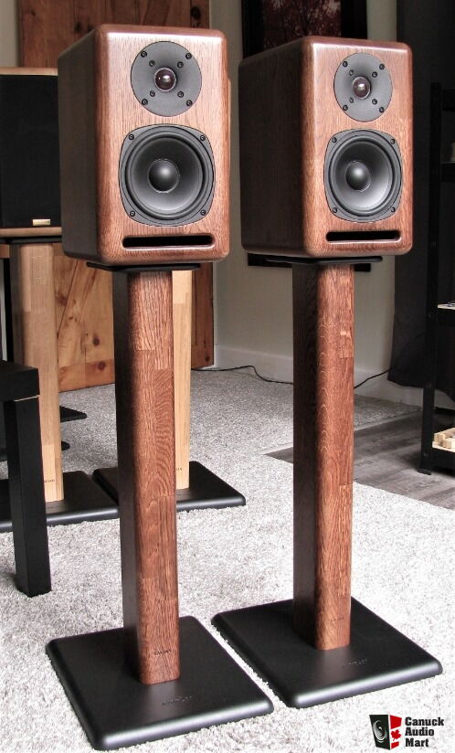 XAVIAN Perla Esclusiva Italian-Czech award-winning monitors - special ...